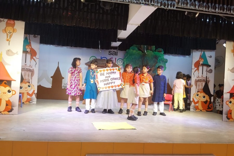 Class I Learners Shine in the Mask Club Performance: Spreading ...